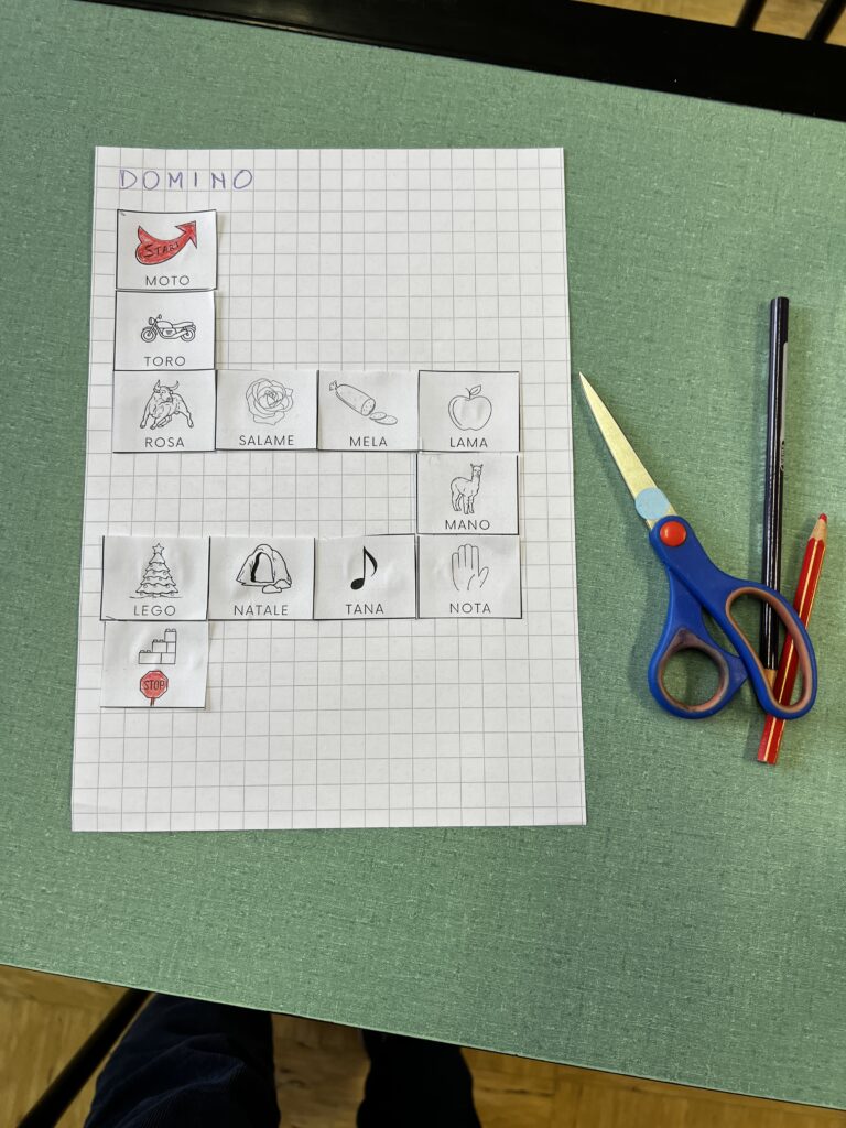 Domino di parole - LA MAESTRA ILARIA